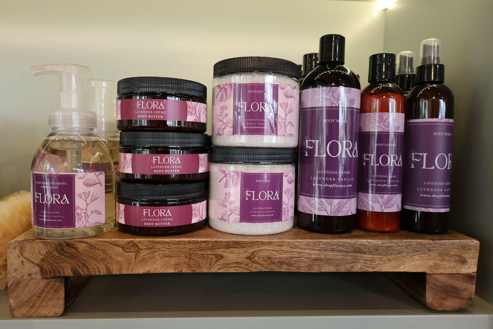Revitalize Your Skin: Flora Body Wash – Nourish & Refresh